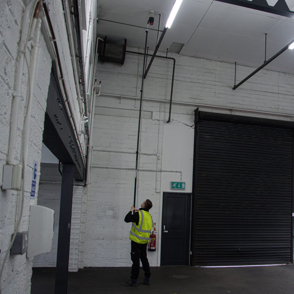 5.4mtr Vertifier™ Pole for Smoke Detector Testing 4 Section - 18ft